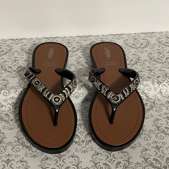 billito | Shoes | Billito Embellished Thong Sandals Size 9 | Poshmark